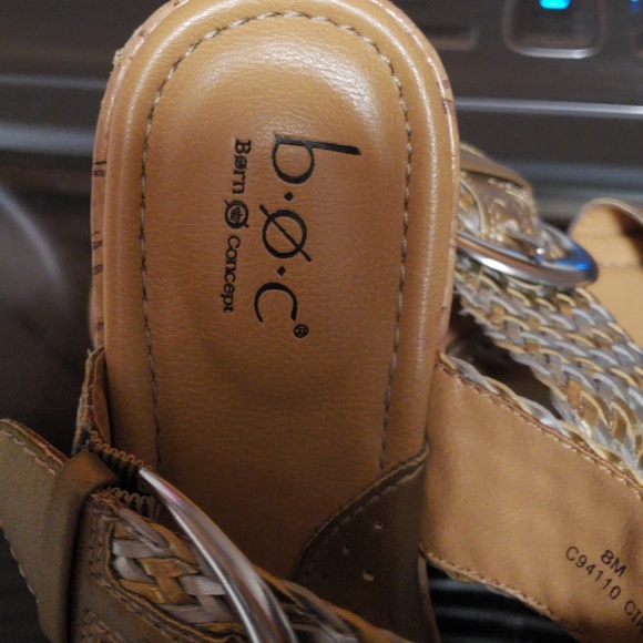 b.o.c. | Shoes | Boc Wedge Sandals Size 8m Euc | Poshmark